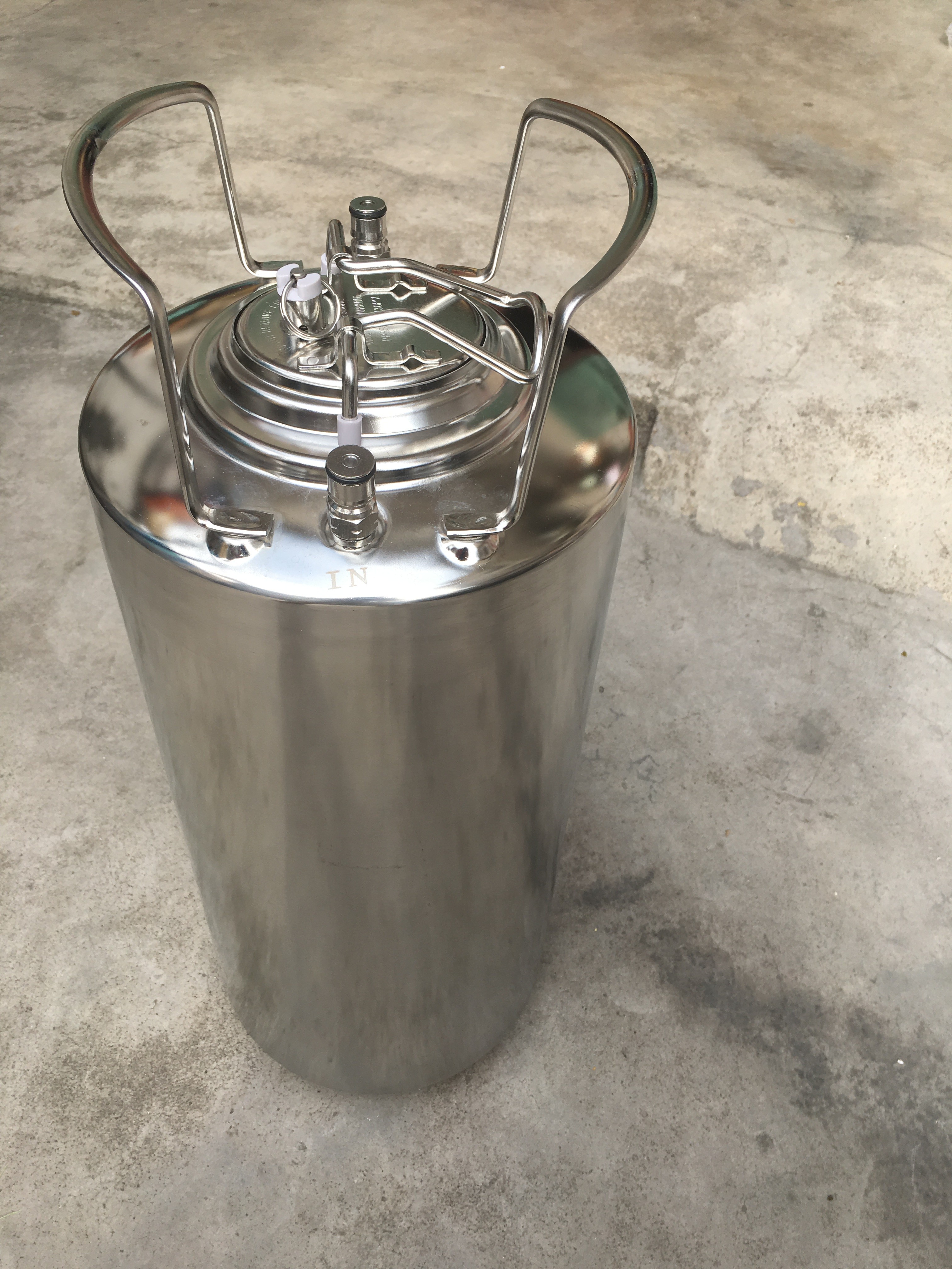 Stainless steel ball lock keg 18.5L with metal handle, for home brew ...