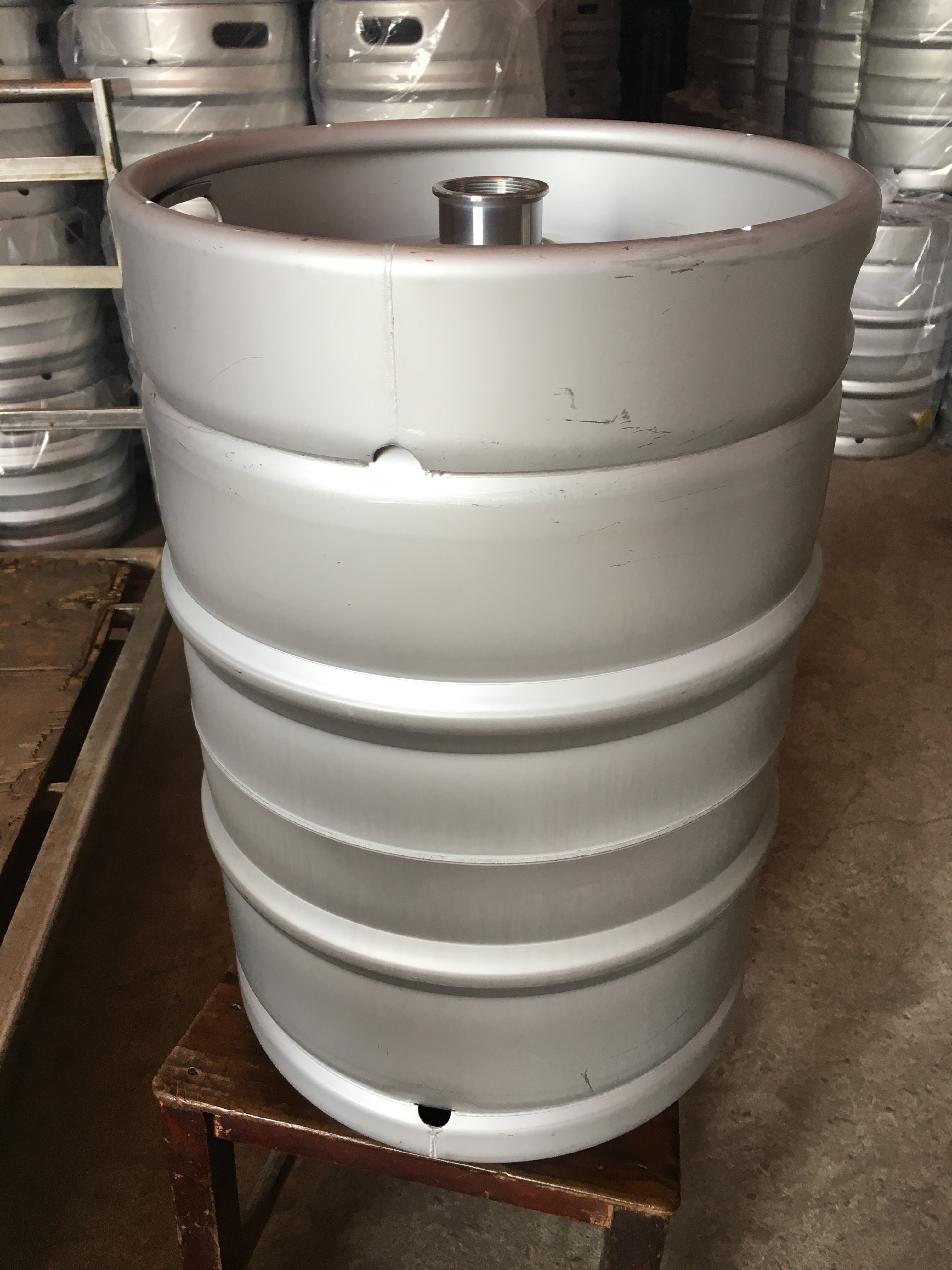 Craft keg 50L Europe keg with logo emboss, keg fitting on top , for brewery